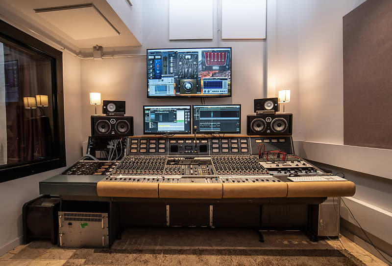 Neve Vintage NEVE 5104 1982 Grey/Cream | Reverb