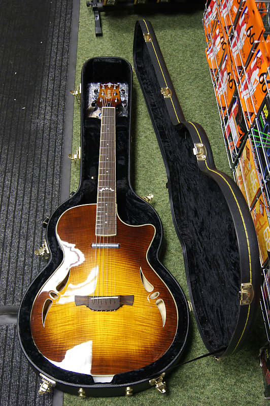 Crafter SA-TMVS guitar and hard case Made in Korea | Reverb UK