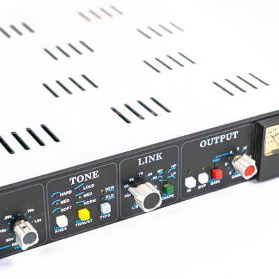 API 2500 2-Channel Stereo Bus Compressor with | Reverb Deutschland