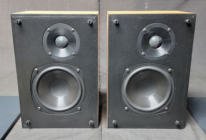 (2) Snell Type M 2-Way Bookshelf Speakers | Reverb