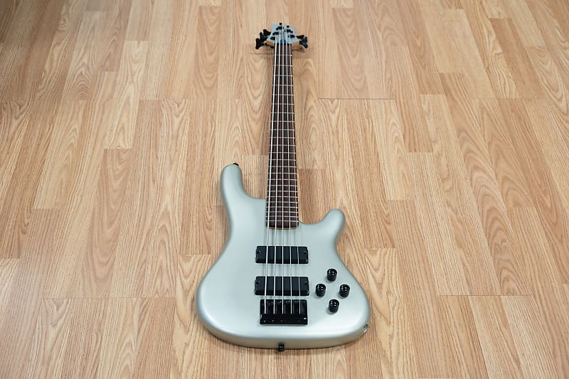 Hartke WK-5 5-String Electric Bass in Silver (Very Good) | Reverb
