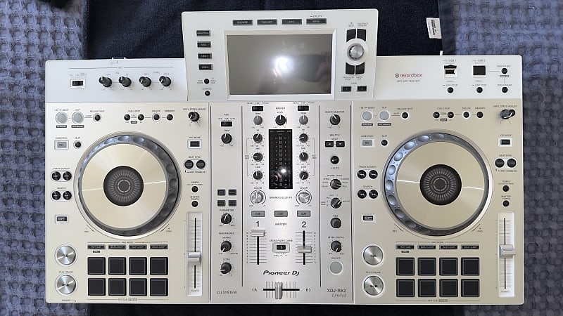 Pioneer XDJ-RX2-W 2018 - Limited Edition White #420 / 700 | Reverb
