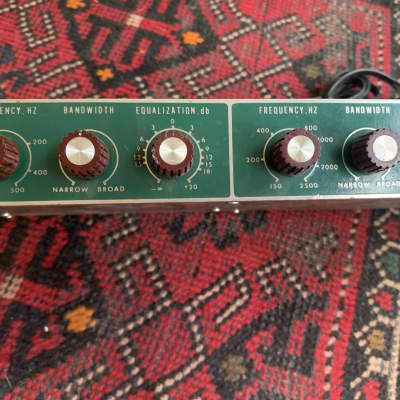 Furman Parametric Equalizer / Preamplifier PQ-3 - Green Face | Reverb