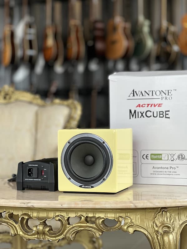 AVANTONE Mixcube Active Mono Creme | Reverb