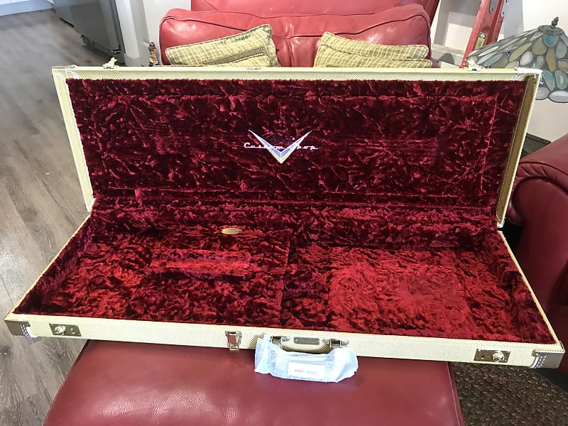 Fender Custom Shop tweed Stratocaster case 2020 | Reverb Australia