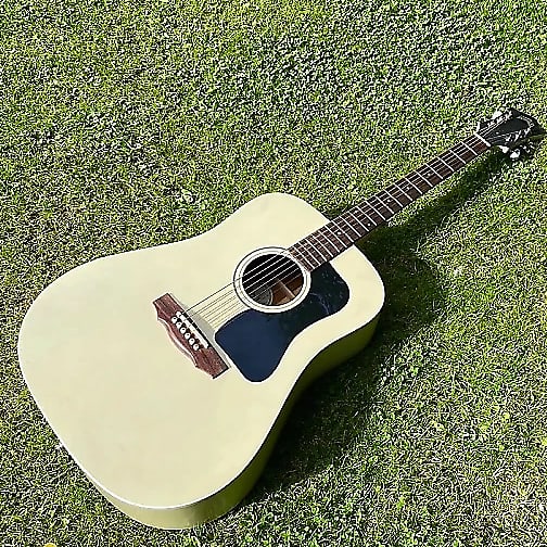 Guild D25 1990s - Rare White Finish | Reverb UK