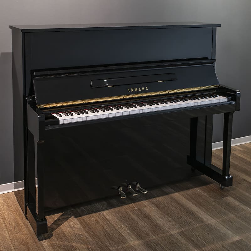 Yamaha UX1 schwarz pol. Bj. '88 Snr. 4476382 - Used Piano | Reverb