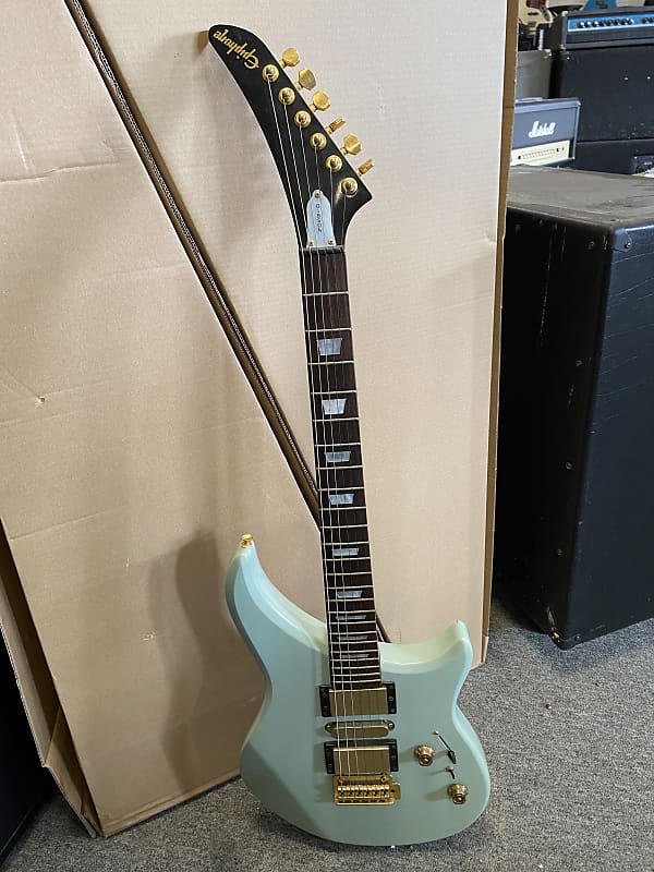 Epiphone EM 1 Rebel 90’s - Light Sea Foam | Reverb
