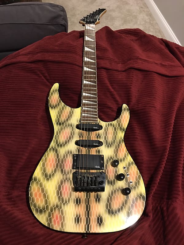 Vester Stage Series Super Strat Snake Skin Graphic Top | Reverb