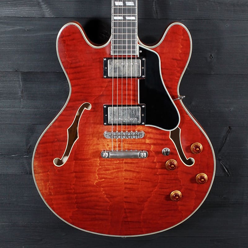 Eastman T59 / V Classic Semi-Hollowbody - Authorized Dealer | Reverb