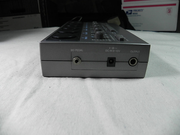 Yamaha MR10 Grey | Reverb