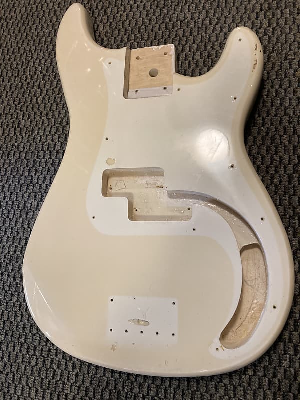 Unknown P-bass body Cream | Reverb