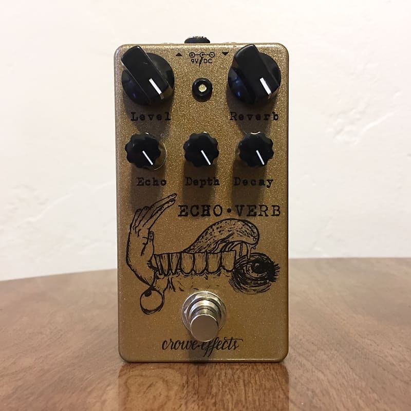 crowe.effects EchoVerb with Boost (GOLD) | Reverb