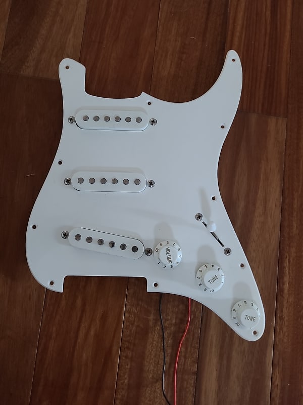 Squier by Fender Loaded Strat Pickguard 2010s - White/Chrome | Reverb