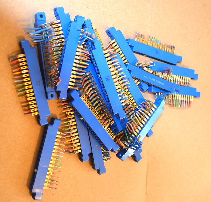 (20) Amphenol 143-015-01 Connectors for Neve and Api 60s? | Reverb