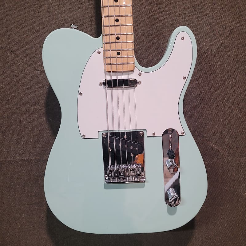 Fender Squier Baritone Telecaster | Reverb