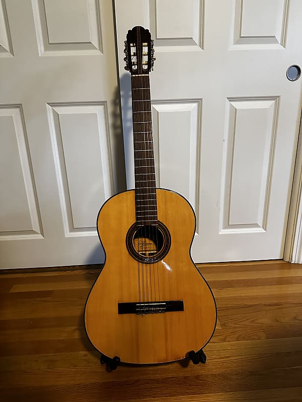 Aria Ariana A587 1960s Classical Guitar | Reverb