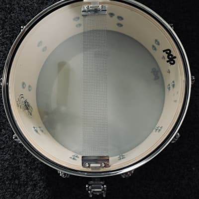 PDP 5.5"x14" Concept Maple Snare Drum. Red To Black Fade. | Reverb