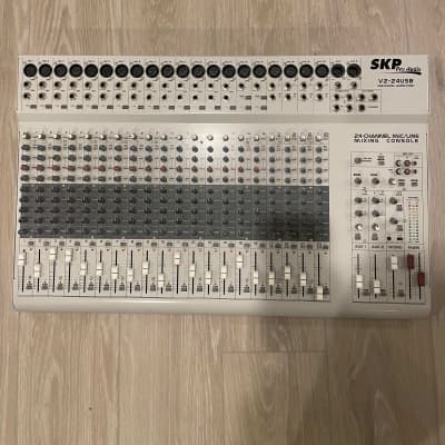 SKP Pro Audio VZ-24 USB Mixing Console 2015 | Reverb