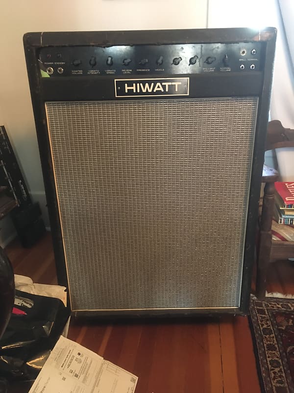 Hiwatt Custom 100 Watt Combo with Vibratto 1975-77 - | Reverb Canada