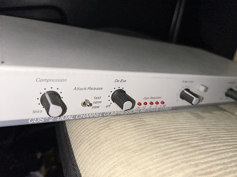 Peavey Peavey CDS 2 Dual Channel Compressor Limiter Program | Reverb