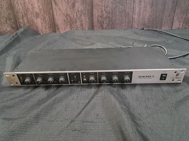 Behringer EX 822 Multi Effects Processors (Clearwater, FL) | Reverb