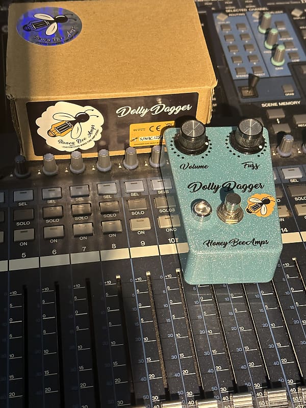 Honey Bee Amps Dolly Dagger AC128 2022 - Blue | Reverb