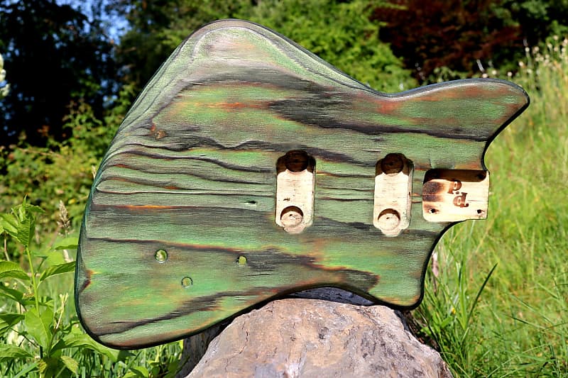 Meteora style " barncaster" body dual HB | Reverb