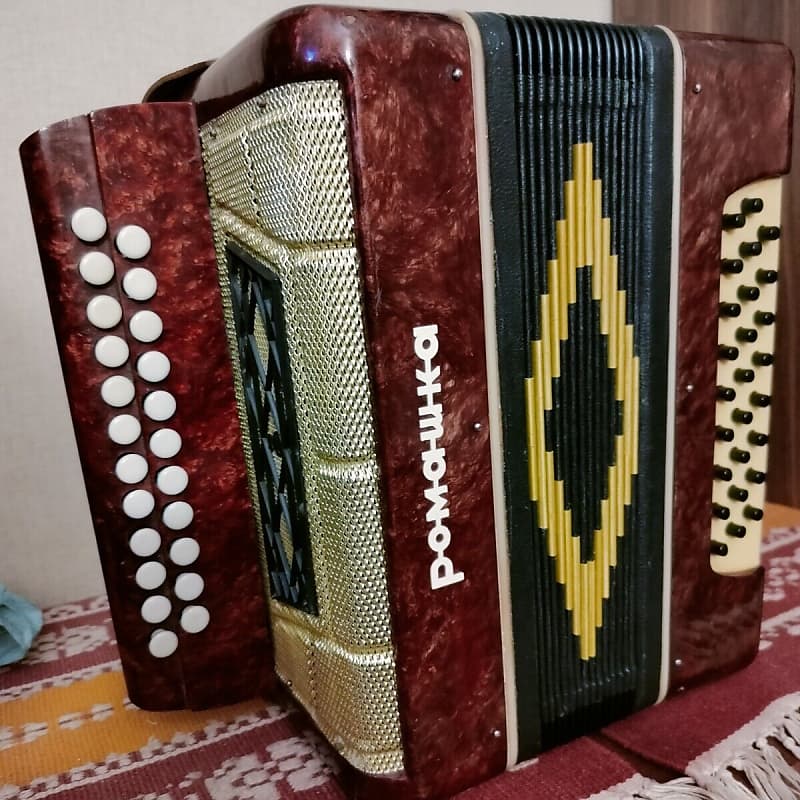 Romashka Ukrainian Garmoshka Folk Button Accordion Garmoschka | Reverb