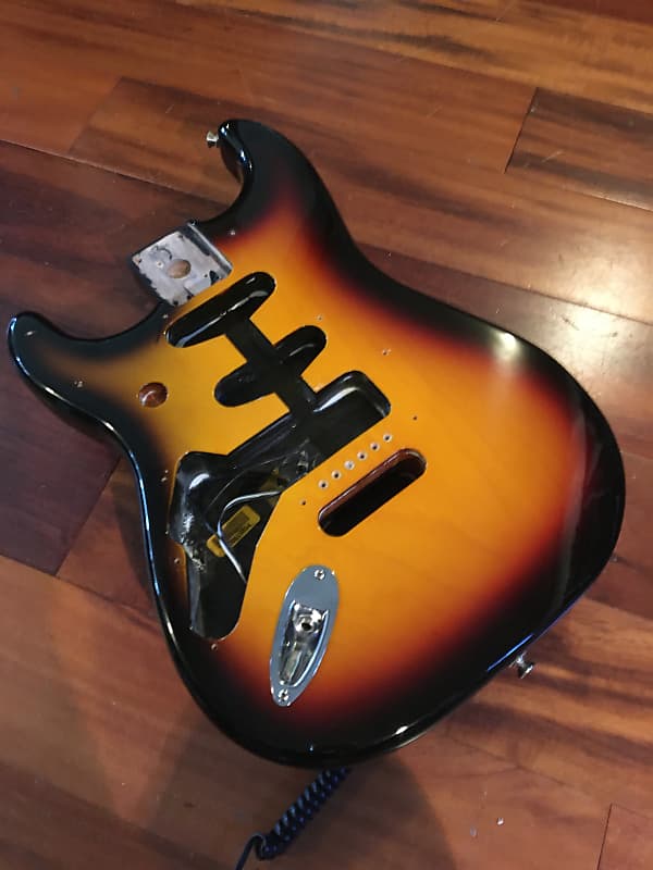 Genuine Fender Left Hand Lefty 3 Tone Sunburst Strat | Reverb