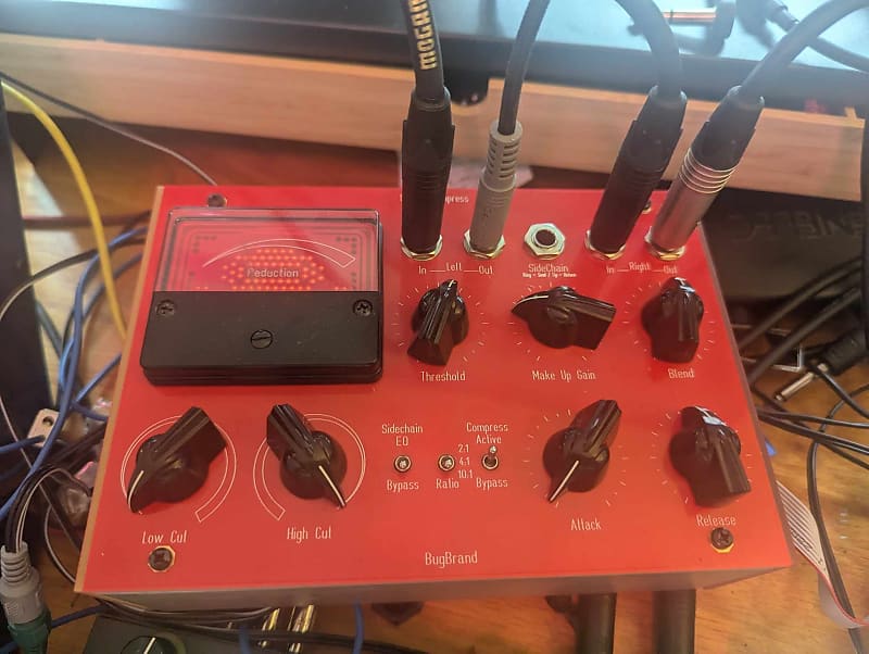 Bugbrand Stereo Compress 2024 - red | Reverb