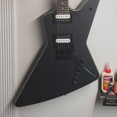 Dean ZX - LIKE NEW, Floyd Rose, Sounds Great! Black Satin | Reverb