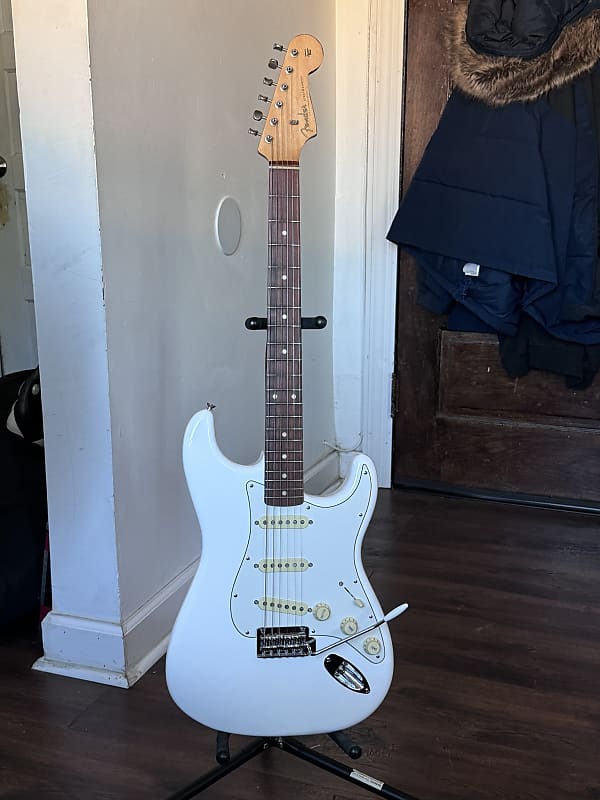 Fender Player Stratocaster Polar white CUSTOM SHOP PICKUPS | Reverb