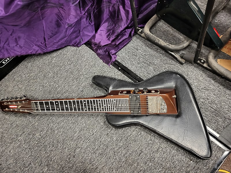 Melobar Explorer Shaped | Reverb