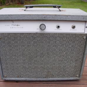 Silvertone Model 1470 5-Watt 1x8 Guitar Combo | Reverb UK