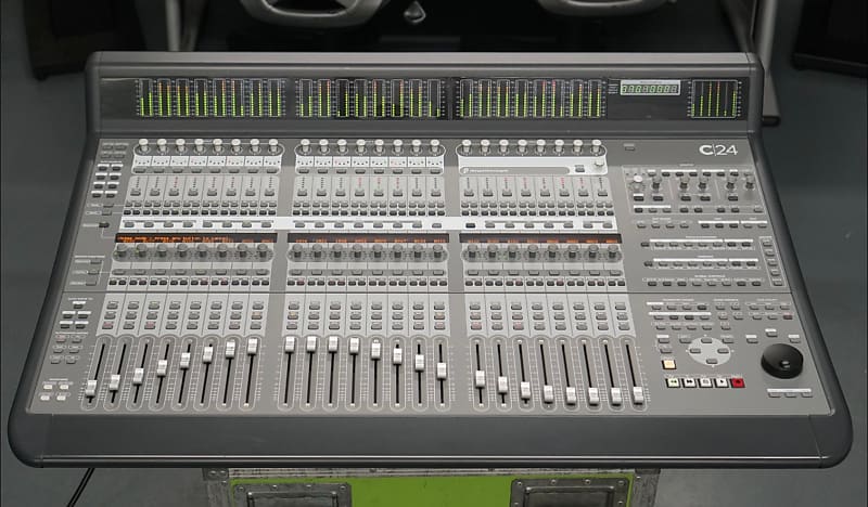 Avid / Digidesign C24 | Reverb