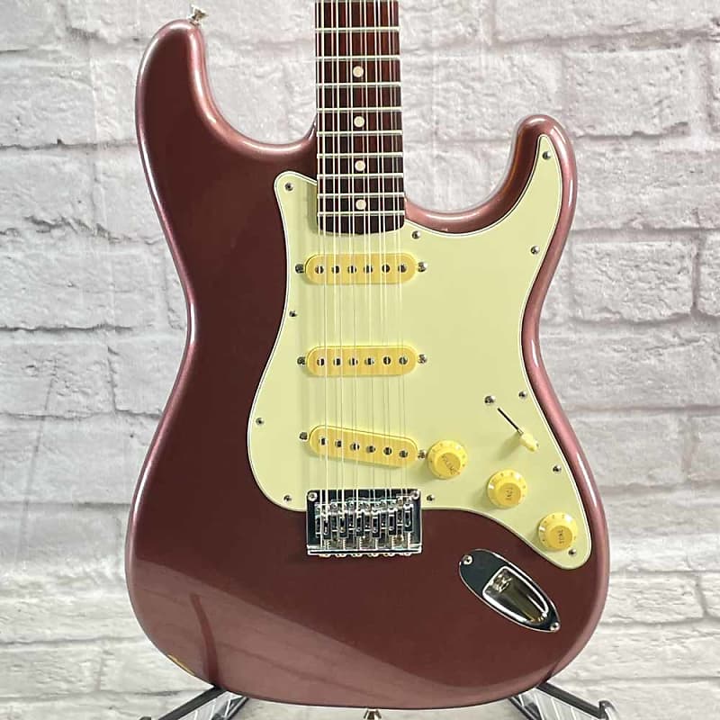 Used: Fender Stratocaster XII - 12 String Electric Guitar | Reverb