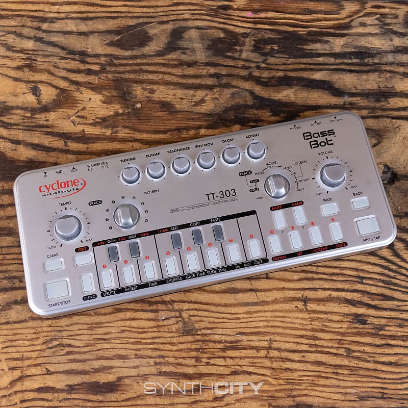 Cyclone Analogic TT-303 II Bass Bot 2016 | Reverb