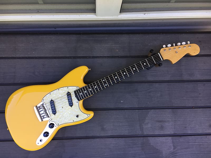 Custom Built Fender Duo-Sonic 2 / Mustang Guitar - Warmoth | Reverb UK