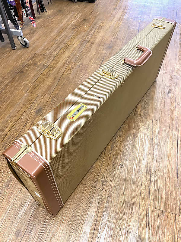 Road Runner Tweed Hard-shell Electric Guitar Case Used | Reverb