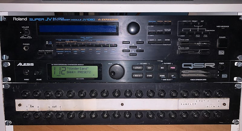 Alesis QSR 64 Voice Expandable Synthesizer Module Noir | Reverb