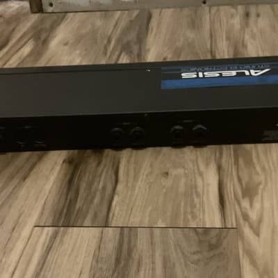 Alesis MultiVerb IV / Multi Verb 4 Rack-Mountable Dual | Reverb