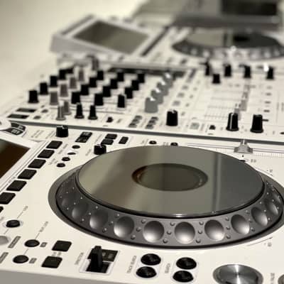 Pioneer CDJ-3000-W and DJM-900NXS2-W – Limited edition WHITE | Reverb