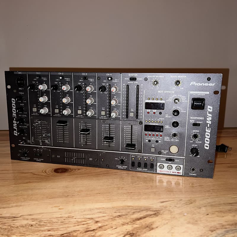 Pioneer DJM-3000 4-Channel Rack-Mountable Mixer | Reverb