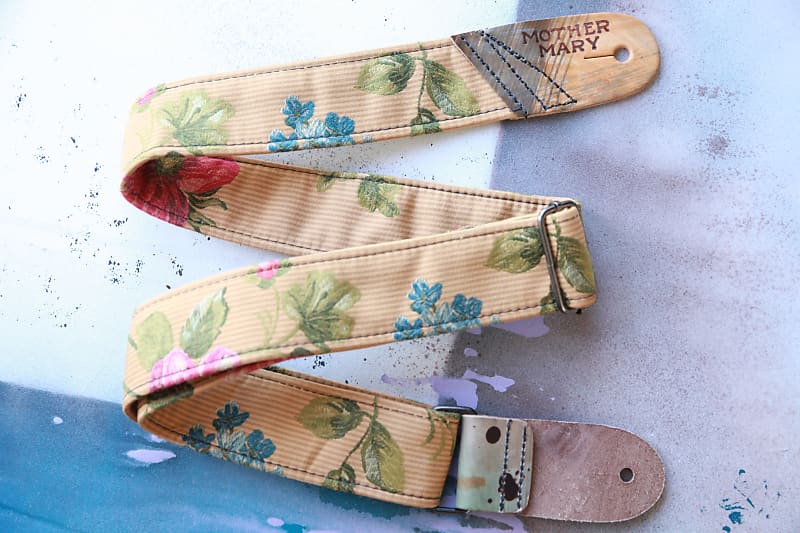 "Patsy" Guitar Strap | Reverb UK