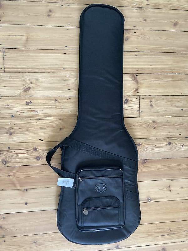 Fender Deluxe bass guitar gig bag | Reverb UK