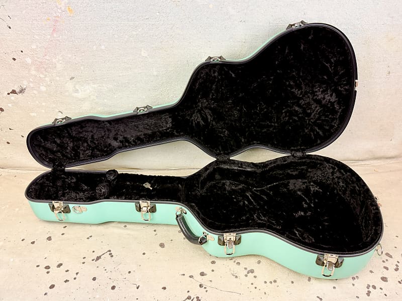 Used Calton Martin 000 Size Fiberglass Professional Heavy | Reverb