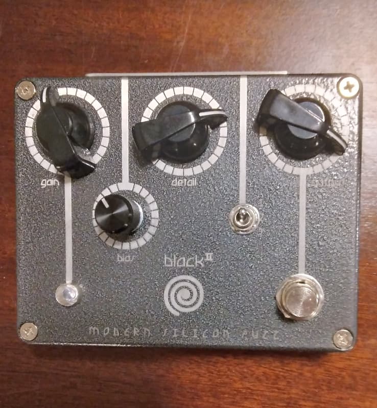 Spiral Electric FX Black II Fuzz w/ box | Reverb