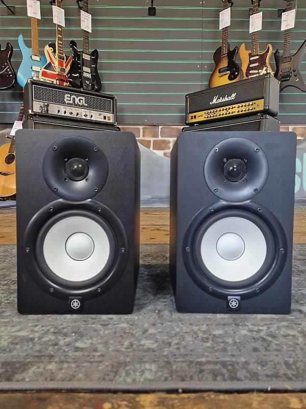 Yamaha HS7 6.5" Powered Studio Monitor (Pair) | Reverb Canada