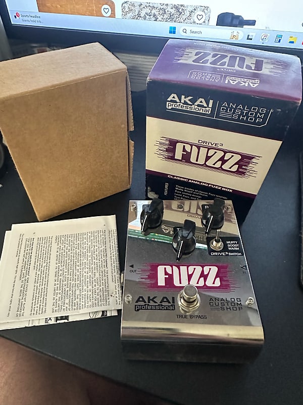 Akai Classic Analog Fuzz Pedal 2010's - Chrome | Reverb